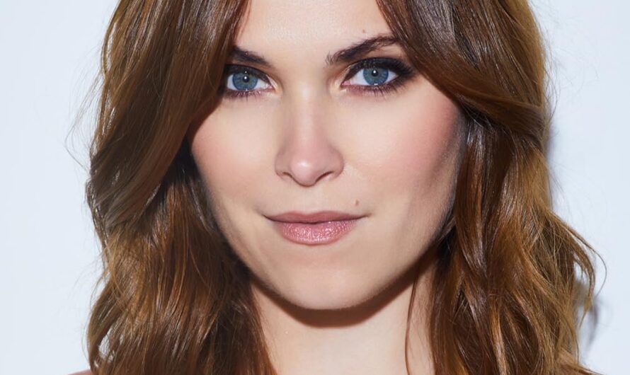 Whitney Wright Age, Boyfriend, Husband, Family, Bio & More