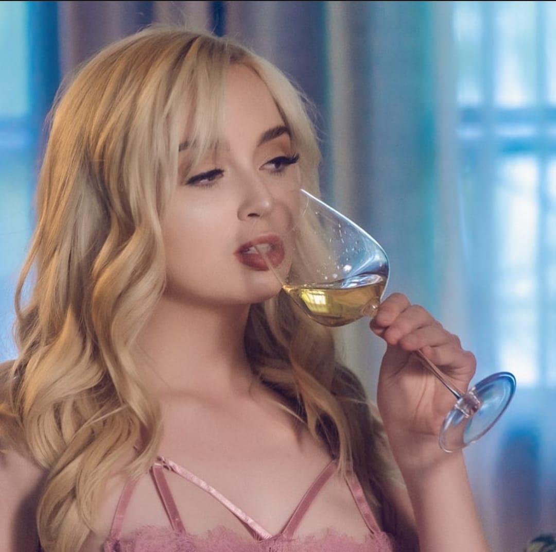 Lexi Lore Age, Career, Family, Net Worth, Height Bio 2024